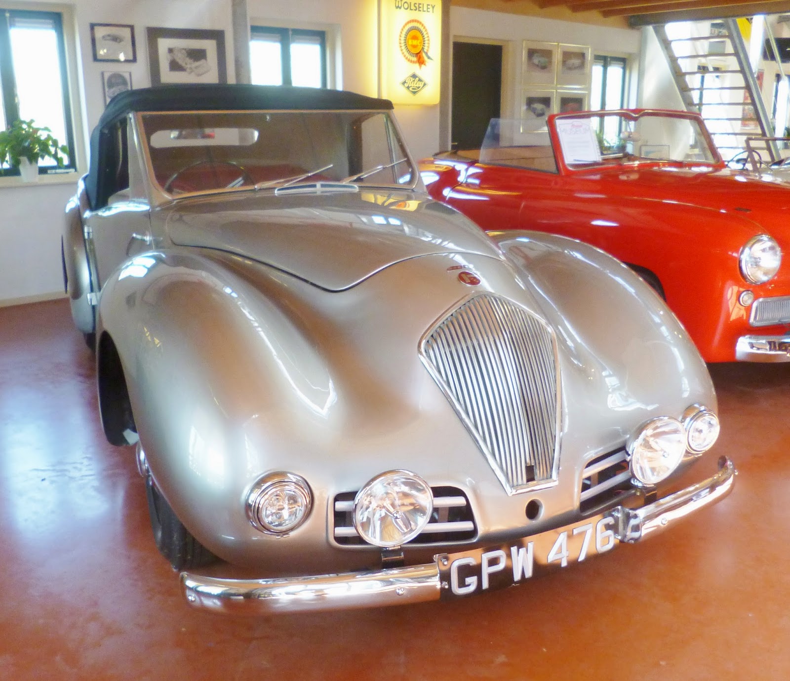 Healey Museum NL. - First hand - International Car Events by Car Scene Int.