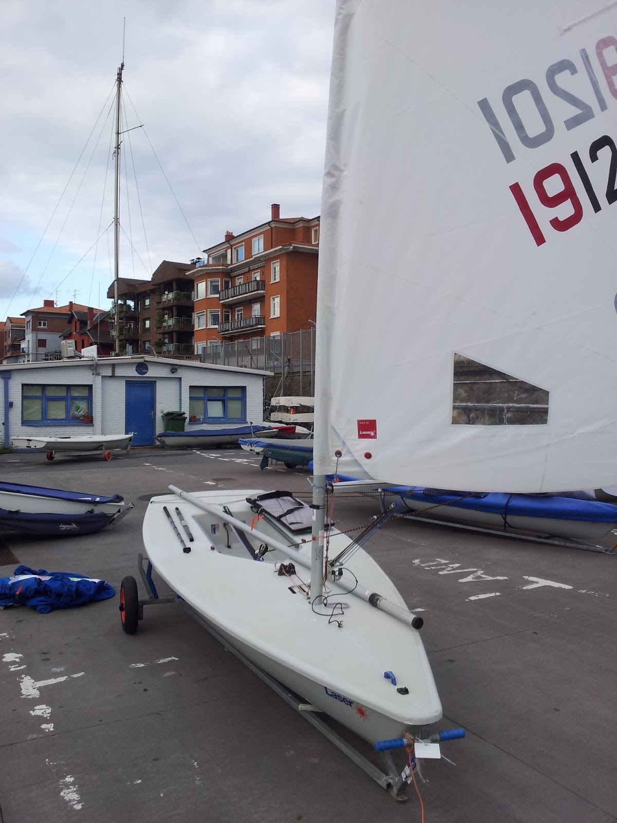 EuskoLaser.com: (VENDIDO). Laser Radial o Laser Standard 191xxx