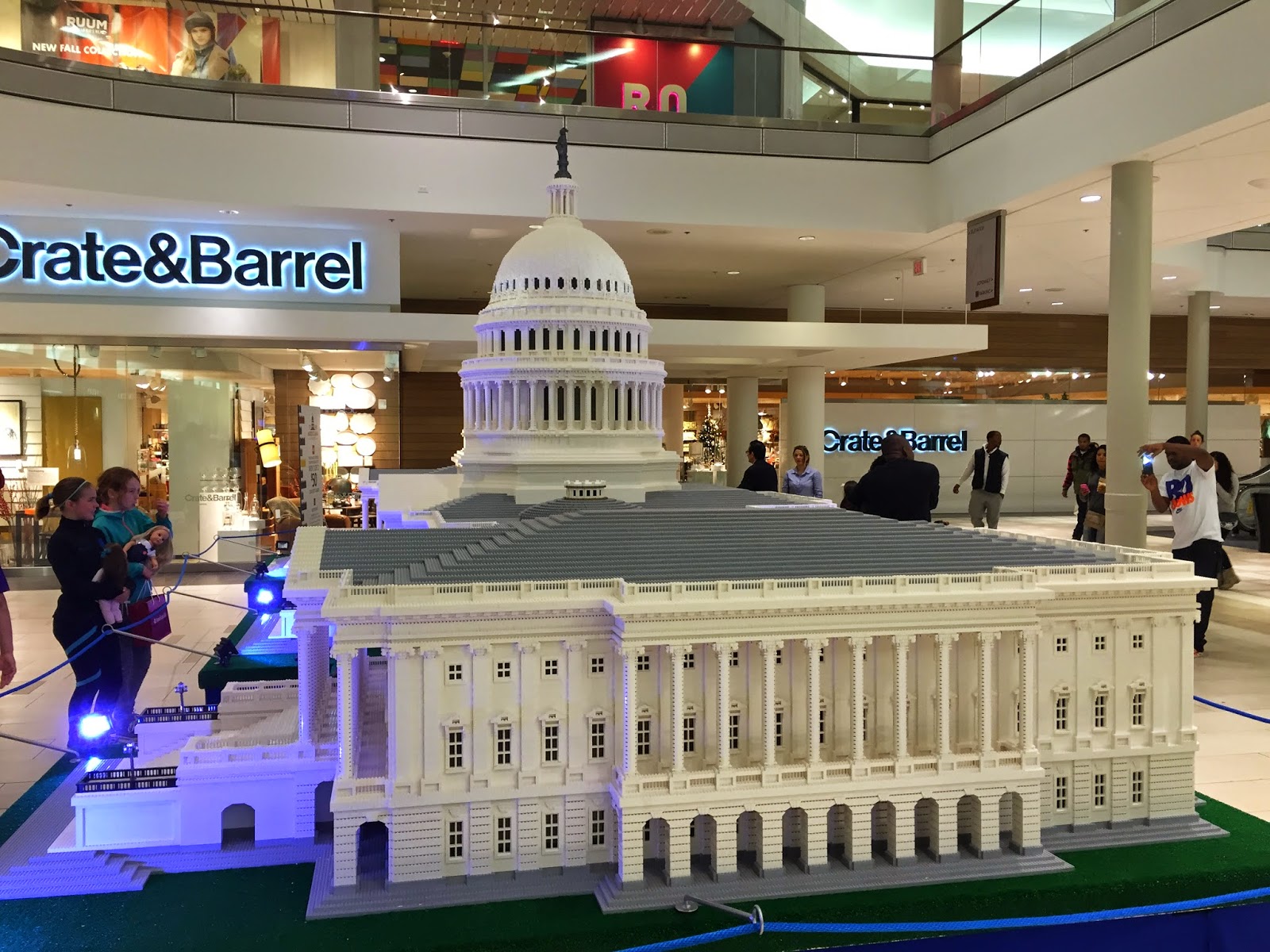 The Andrew Project: : The Lego Americana Roadshow: Building Across America