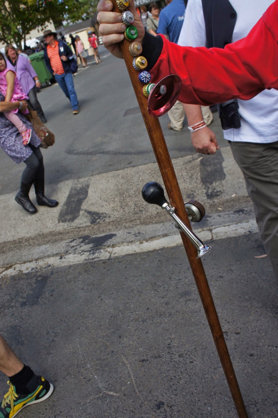 The Bush Music Club: The lagerphone - origins & examples