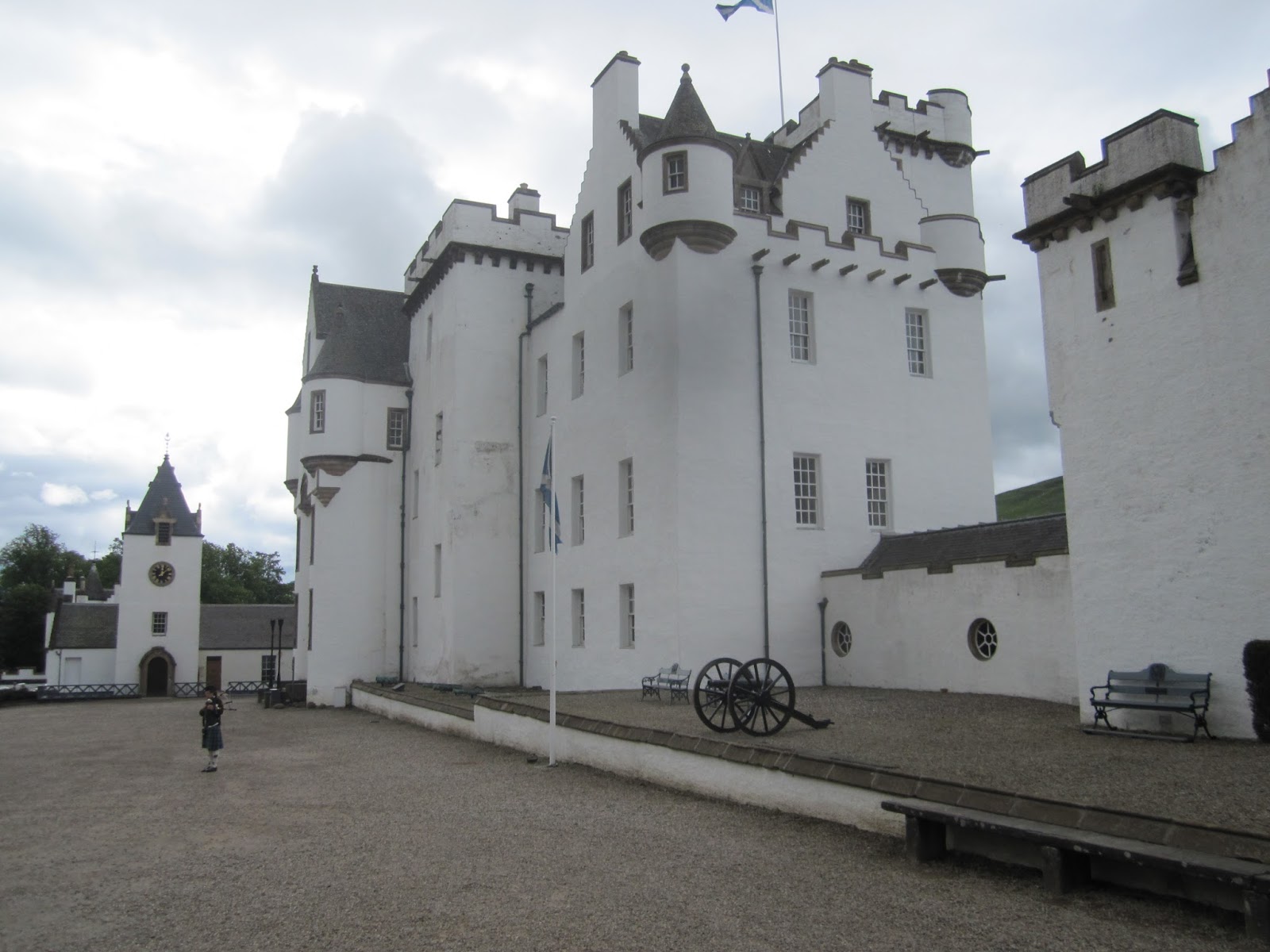 Reportage On Way: Blair Castle - Pitlochry (Scozia)
