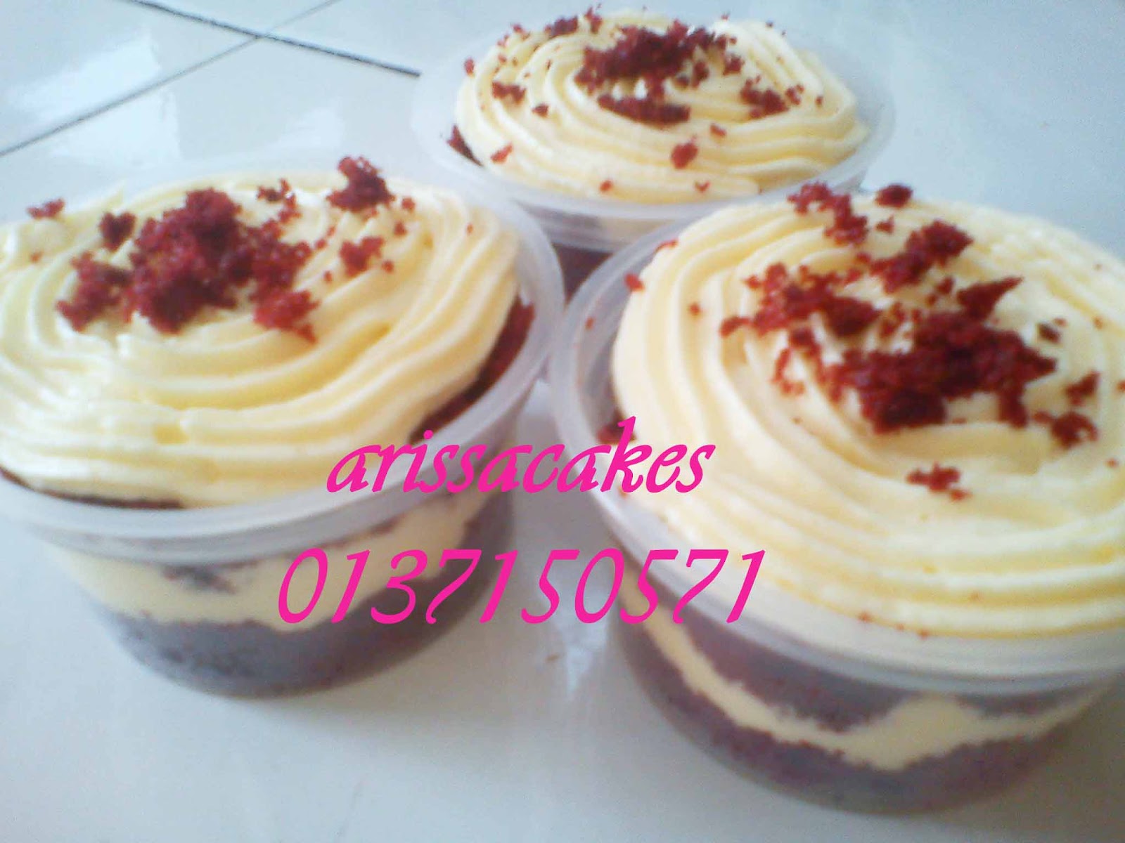 arissacakes: Red Velvet With Cream Cheese In Dome Casing