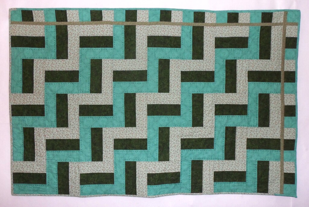 Orange explains it all: Streak-o-Lightning quilt revealed