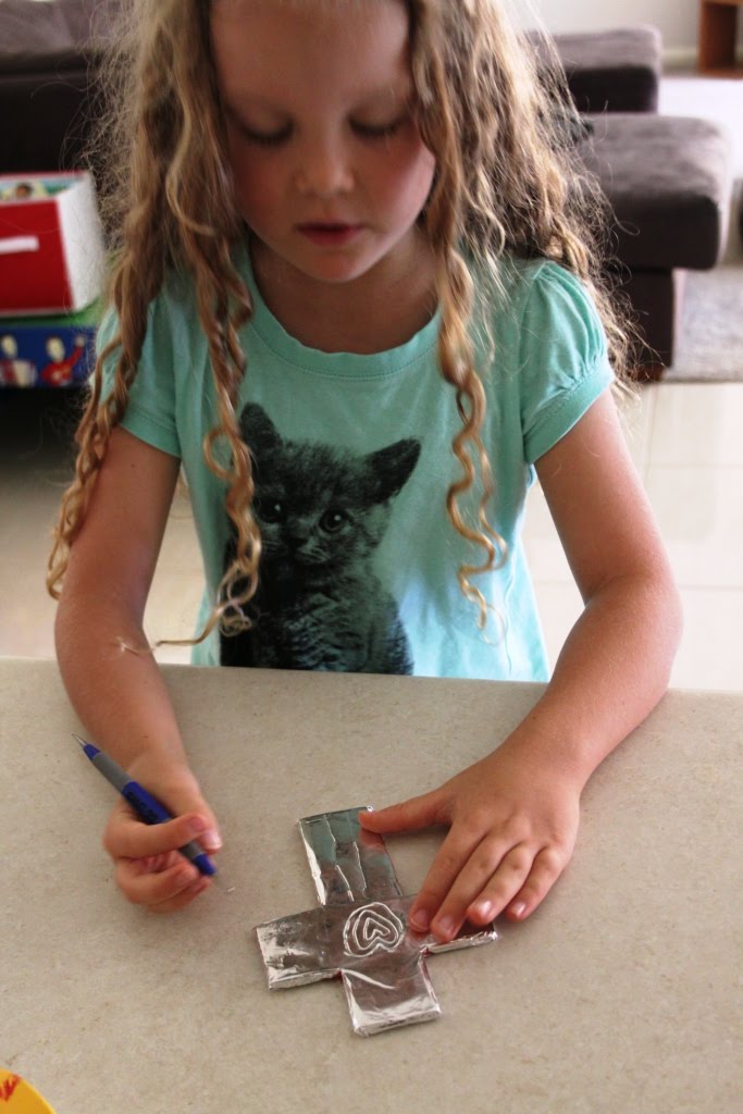 Mumma made it: Good Friday cross craft