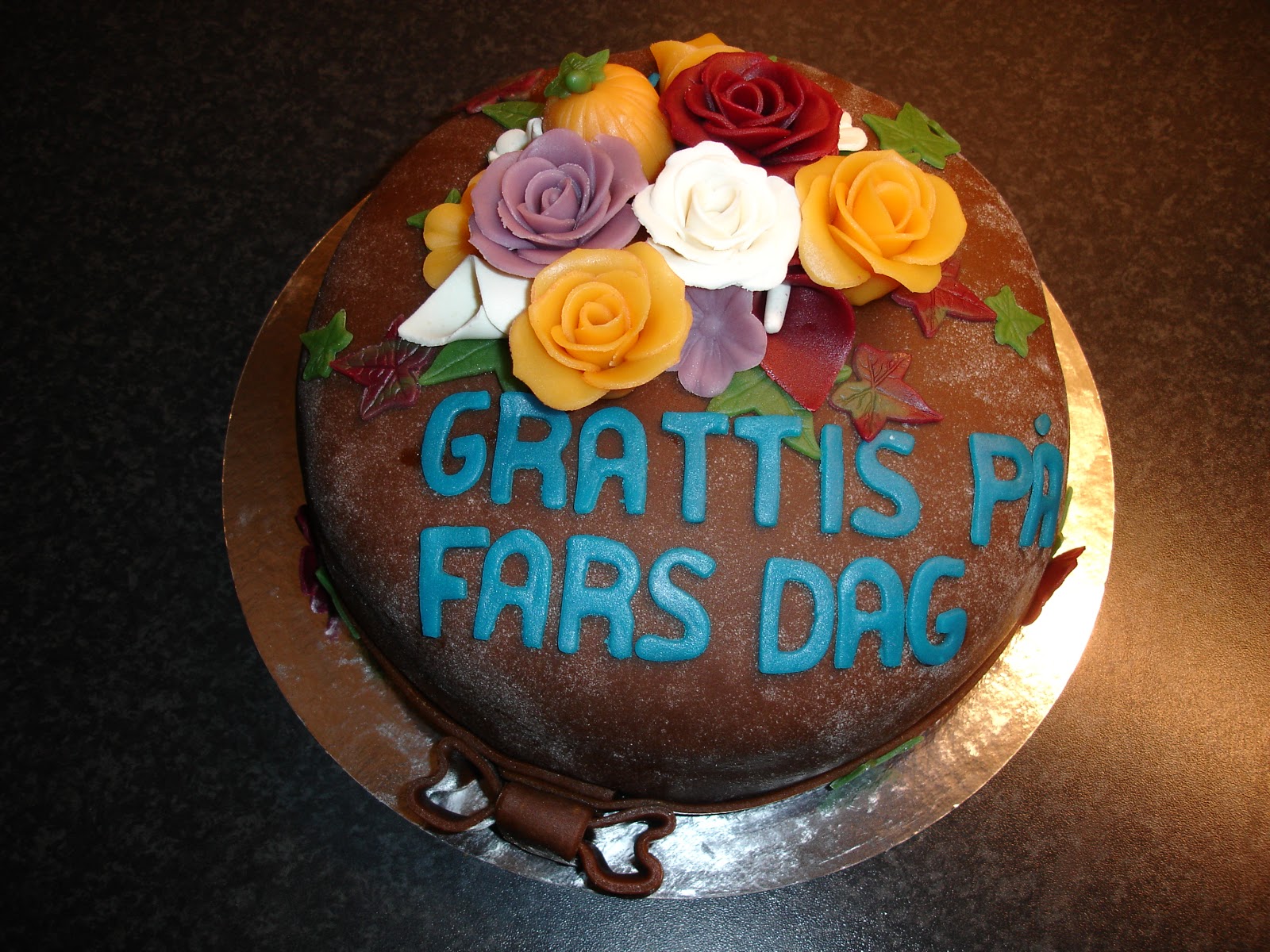 Maries Tårtor: Grattis på fars dag tårta till Jennys pappa