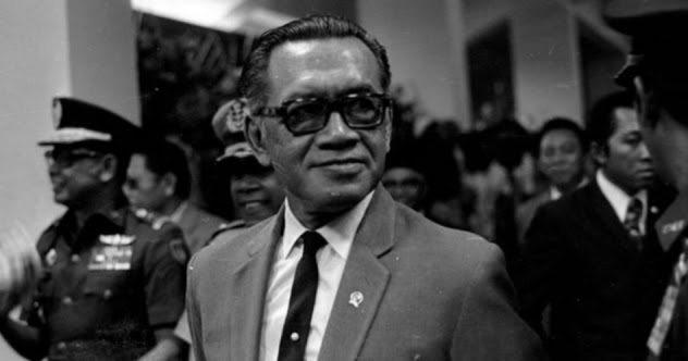 Kisah dan Fakta Unik Sri Sultan HB IX - sejarah