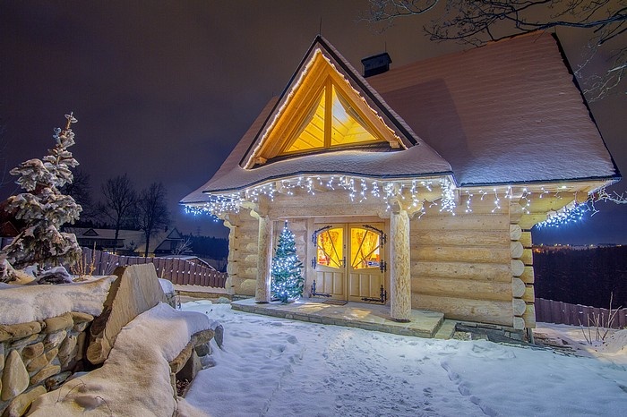 mytinyhousedirectory: Log Cabins that are so cute!