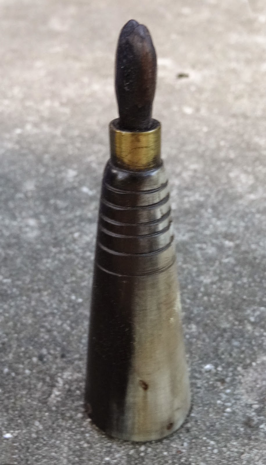 Contemporary Makers: Powder Horn and Priming Horns by Jeff Bottiger ...