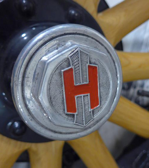 American Auto Emblems: HUPMOBILE