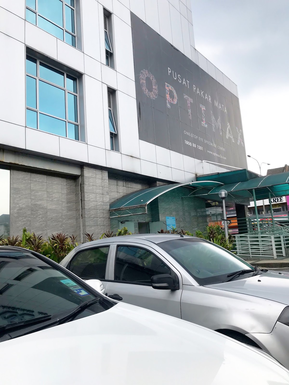 Pengalaman LASIK di OPTIMAX