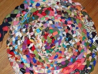 theArtisticFarmer: Handmade Braided Rug