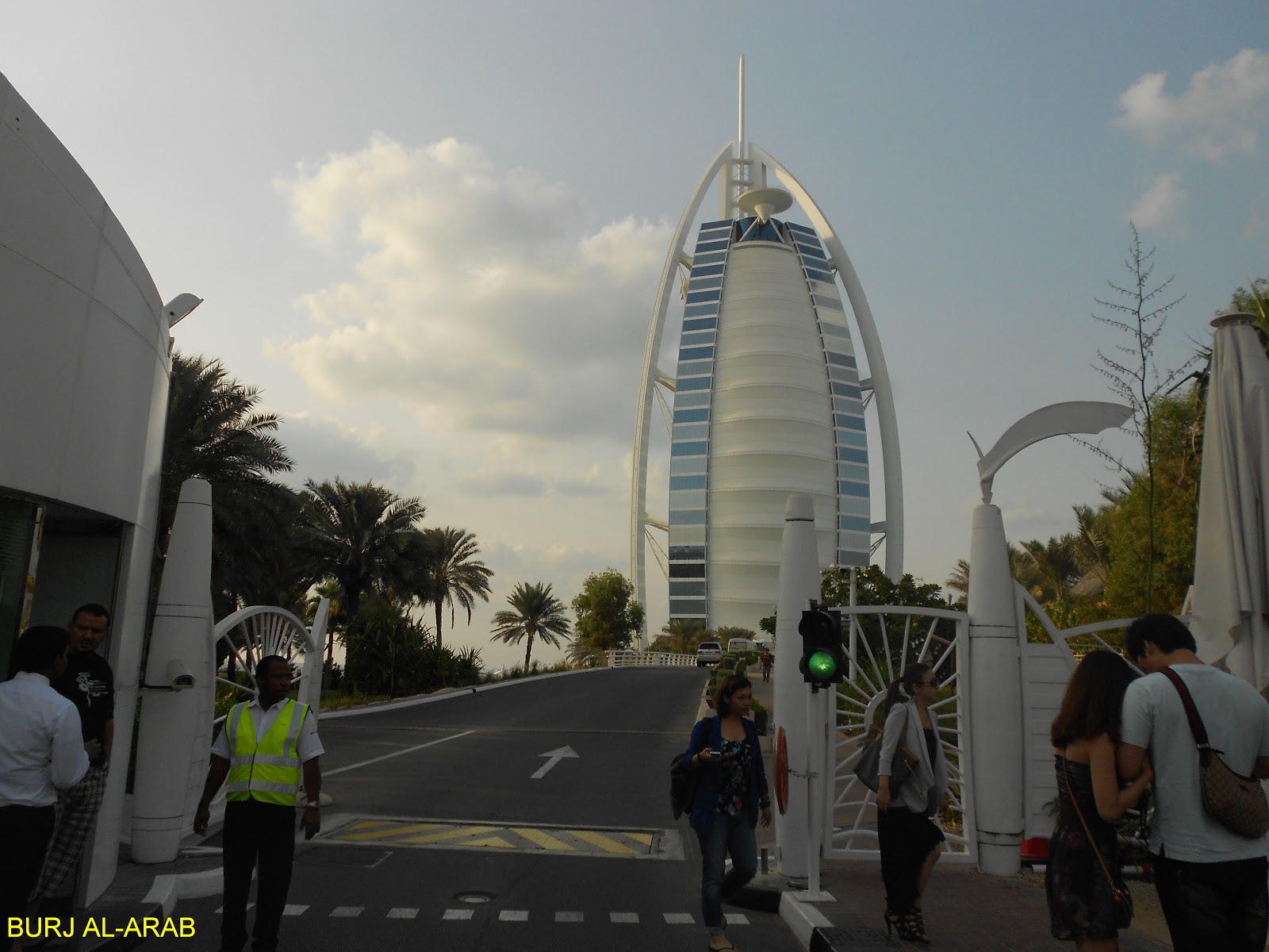 Azila's Travels....: 2002 DUBAI