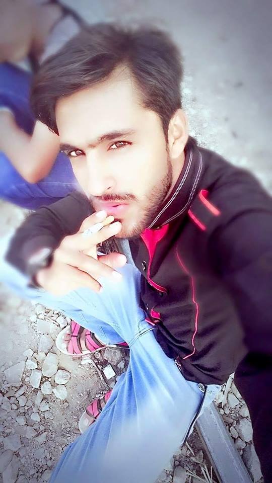 Top Famous Boys Pics in Pakistan - Top Famous Boys Photos Of Pakistan ...