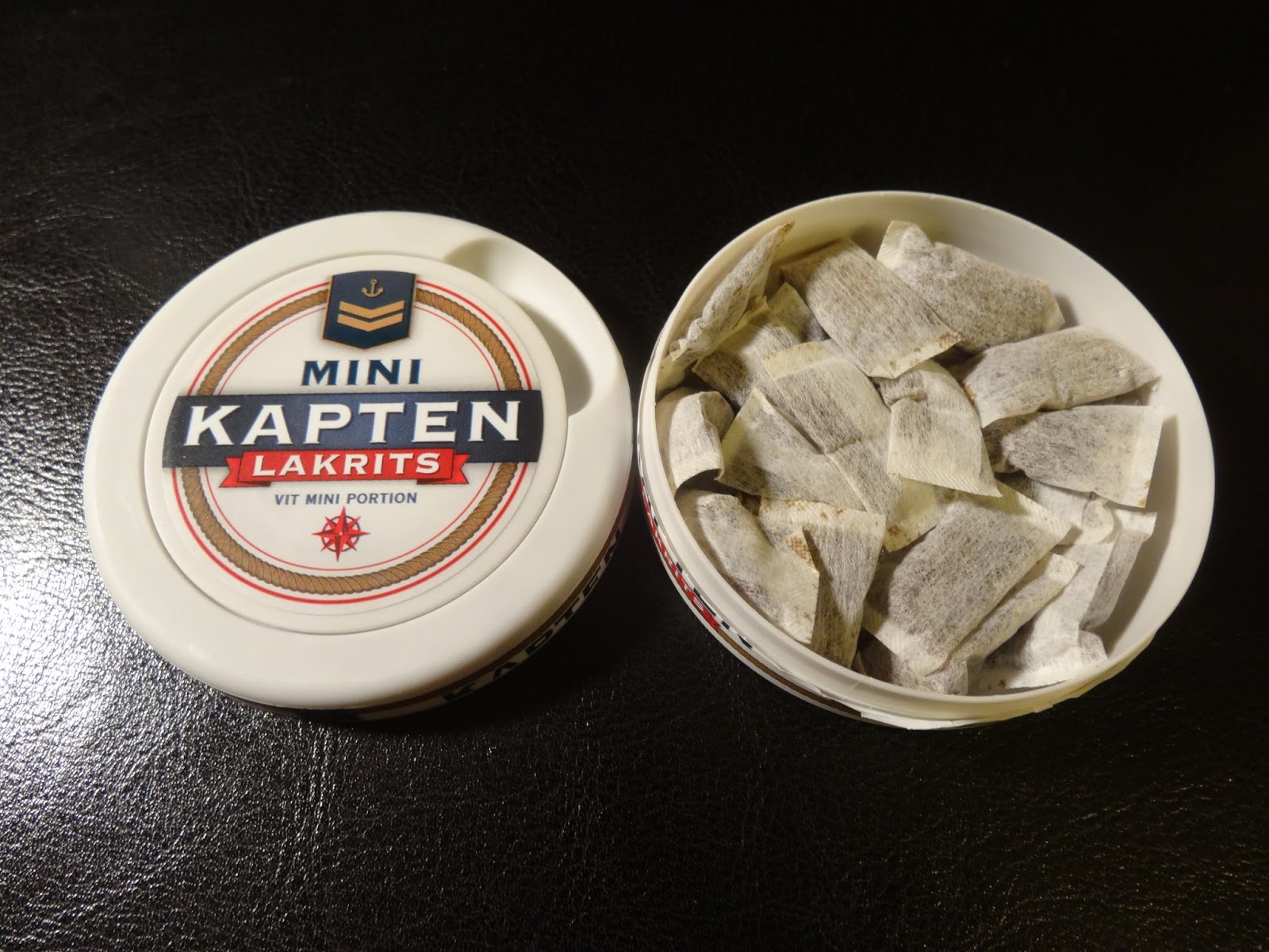 Kapten Lakrits (Mini White Portion) - Review. 11 October 2015.