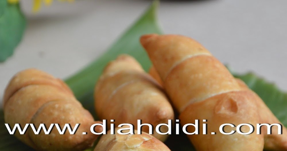 Diah Didi's Kitchen: Molen Isi Kumbu Kacang Hijau