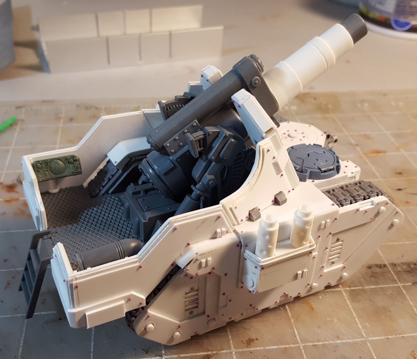 White Tanks Hobbies: Legion Basilisk/Medusa