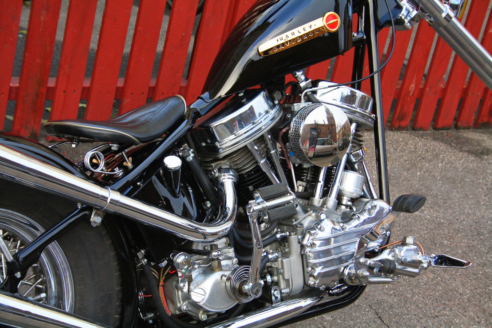JAMESVILLE MOTORCYCLES: JAMESVILLE 62 FLH PANHEAD