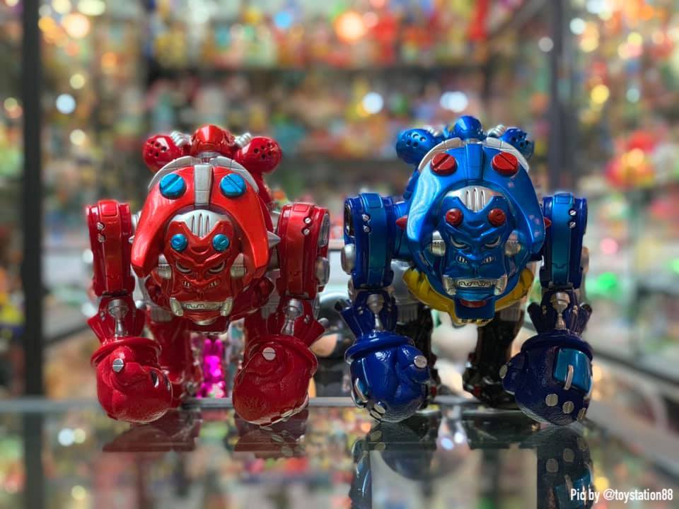 ROBOPUNCH MECH BOXER: Red Jet vs Blue Motor by MechNoiz Toys X Micbraining