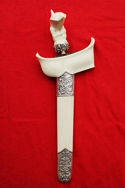 ZULL HERITAGE COLLECTIONS: Keris Selit Gading DiMaharkan
