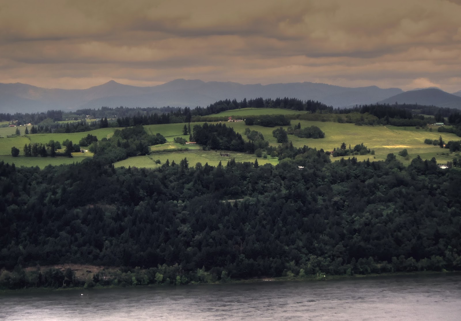 Thom Zehrfeld Photography : Crown Point Vista House