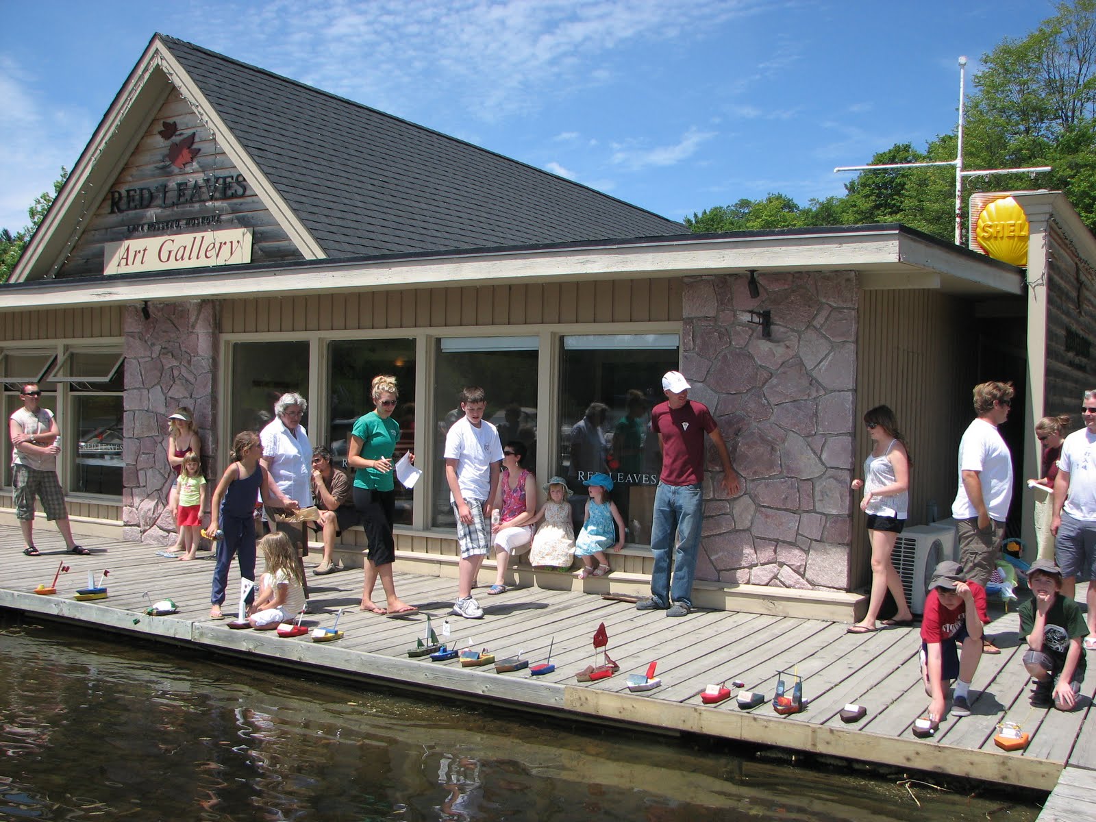Muskoka Seasons: BUILD A BOAT