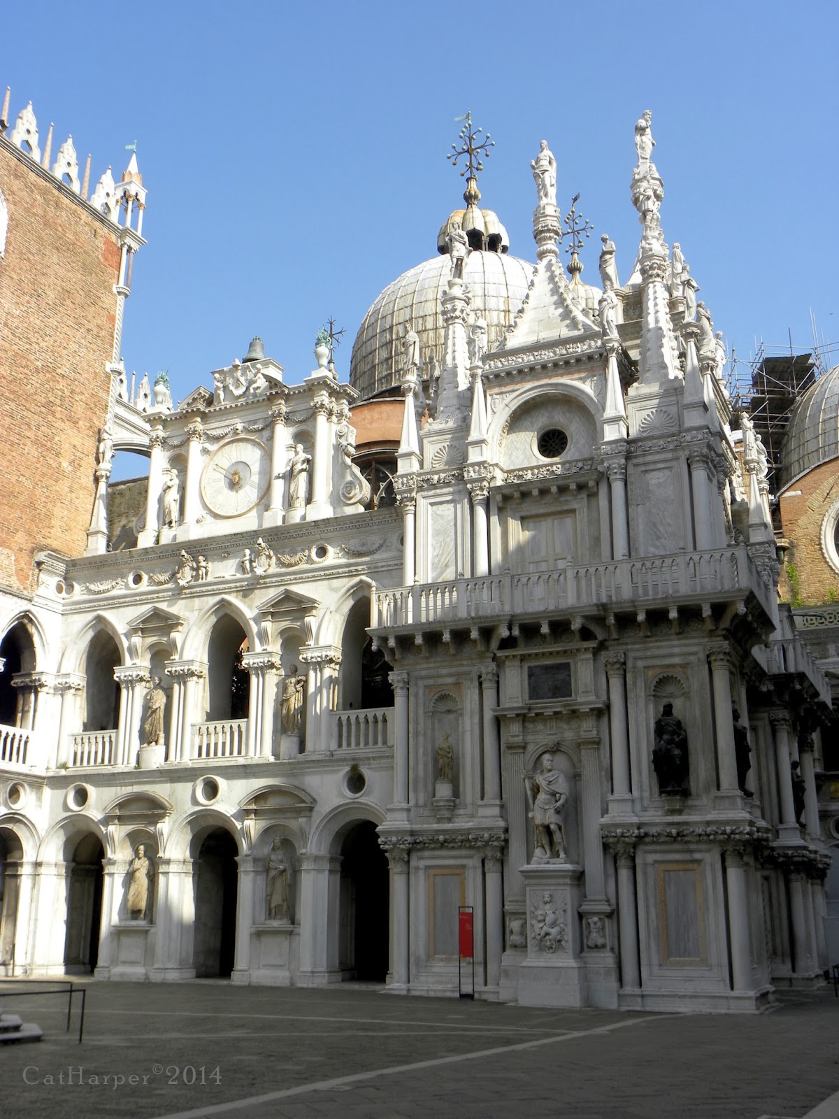 Shutterbug Traveler: February 2014