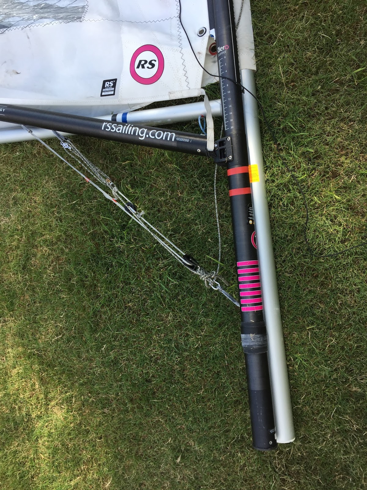 Laser Dinghy Farewell 100RacesBlog: Square Top Rig