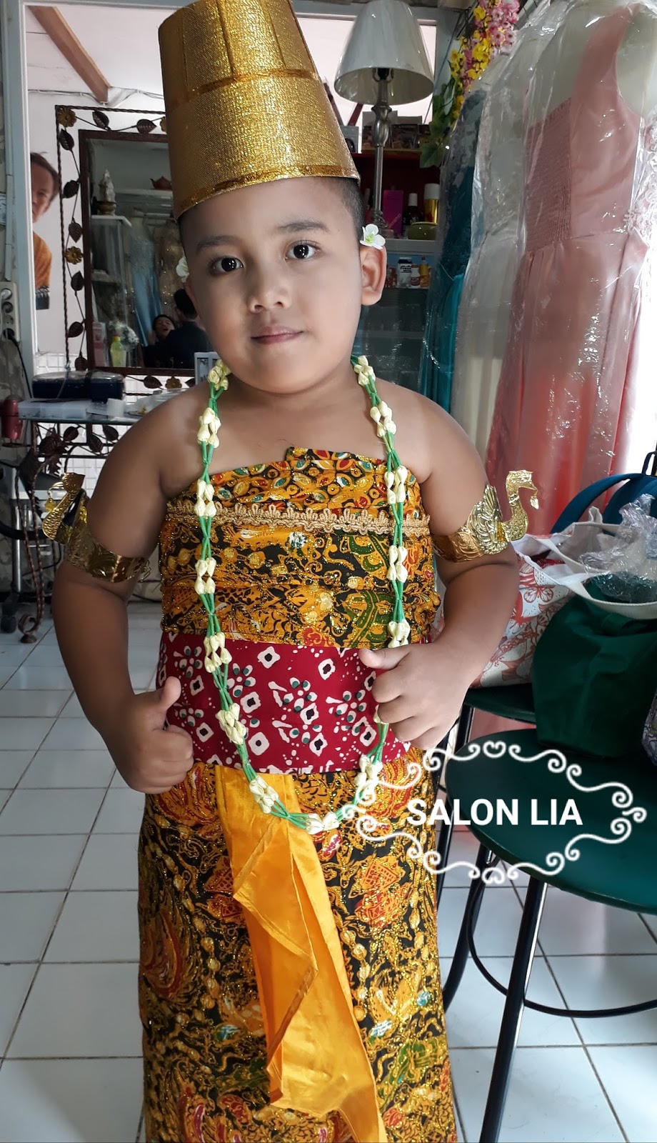 39+ Baju Adat Wisuda, Terpopuler! 39+ Baju Adat Wisuda, Terpopuler!