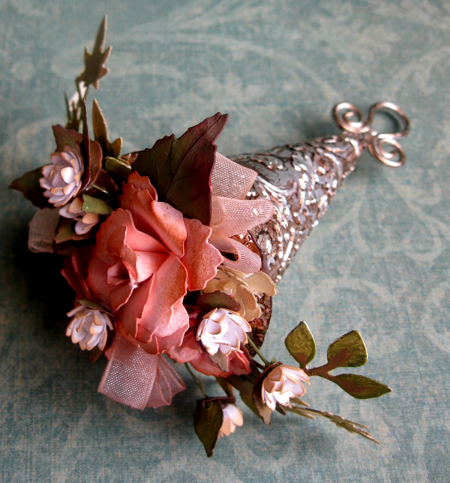 Laurart: Tussy Mussy