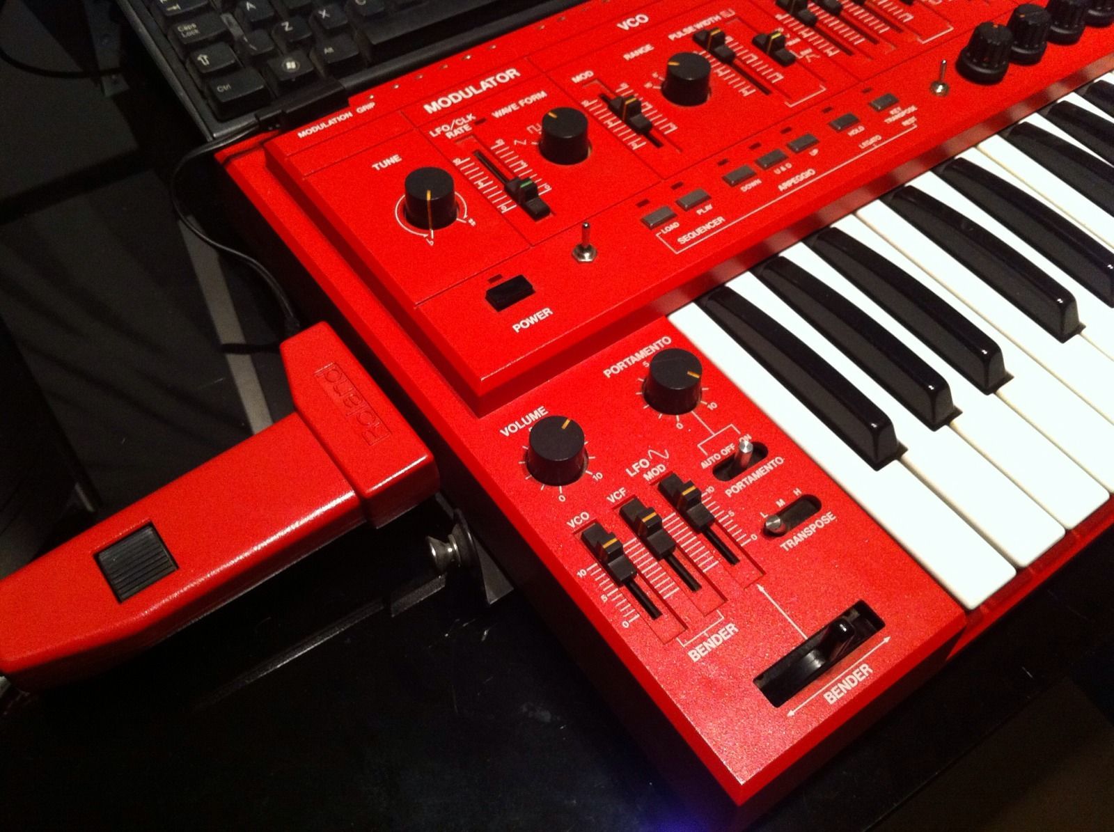 MATRIXSYNTH: Red Roland SH-101 with Mods