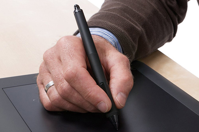 Wacom graphic tablet: what, why & how to pick?