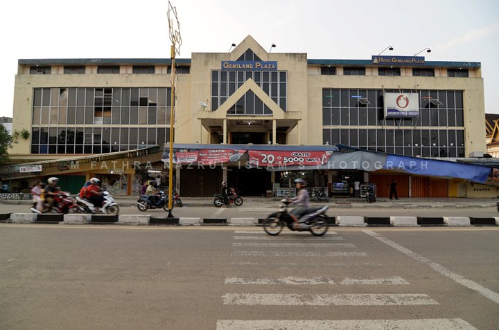 melayu riau indonesia: Mengenal Kota Tembilahan, Negeri Seribu Jembatan