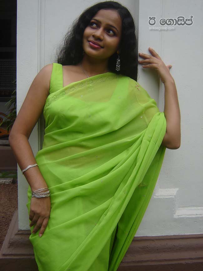 For Hot SriLankan Girls Photos::::BlueLeaks: Umayangana Wickramasinghe ...