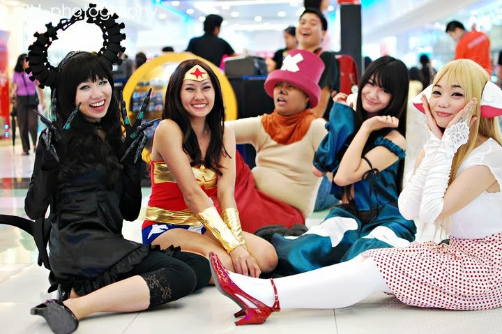 The Difference of Costuming and Cosplaying