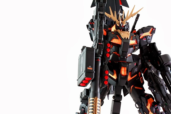 GUNDAM GUY: MG 1/100 Unicorn Gundam 02 Banshee + Full Armor + Armed ...