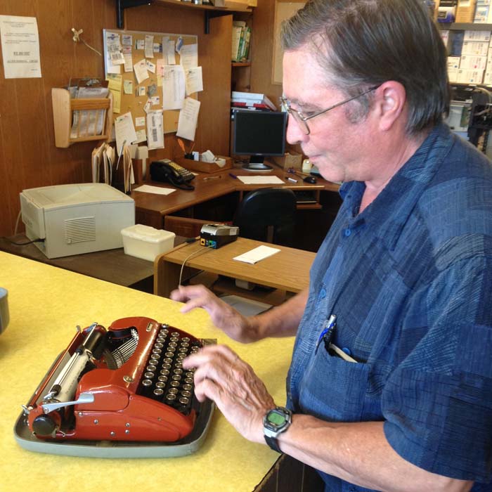 A visit to Bill Morrison Business Machines/ /THE TYPEWRITER REVOLUTION