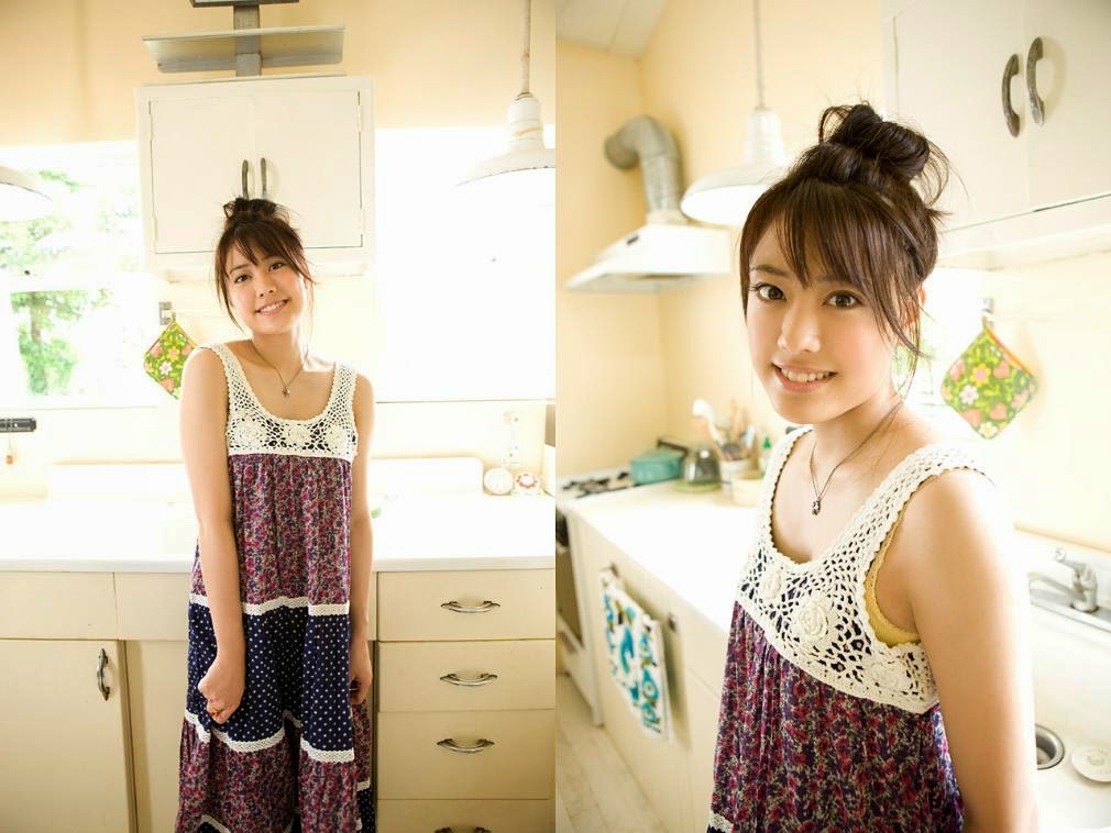 Nao Kanzaki and a few friends: Saki Fukuda: Cherry Blossom photobook scans