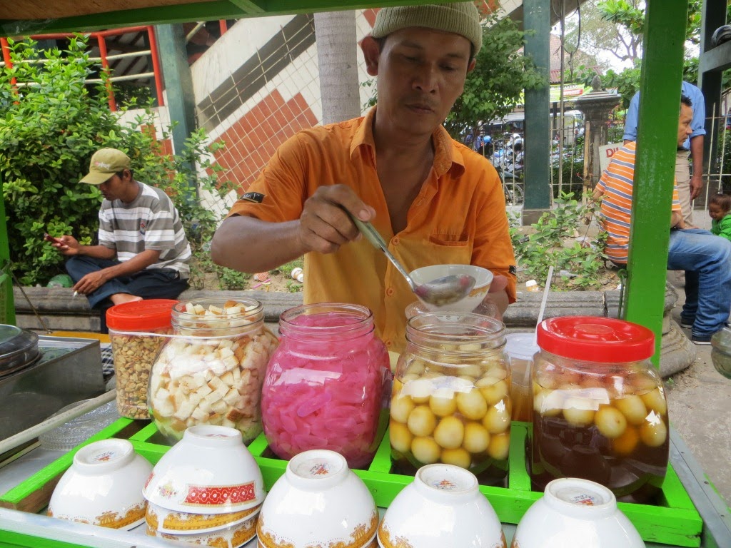 Uting Unying: Wedang Ronde Minuman Pergaulan