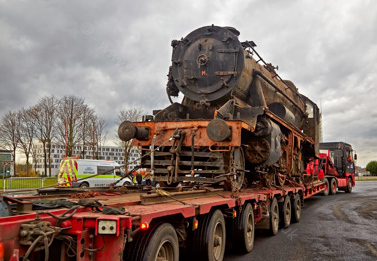 Dougie Coull Photography: Turkish 8F Steam Locomotive - 45170 - Arrives ...