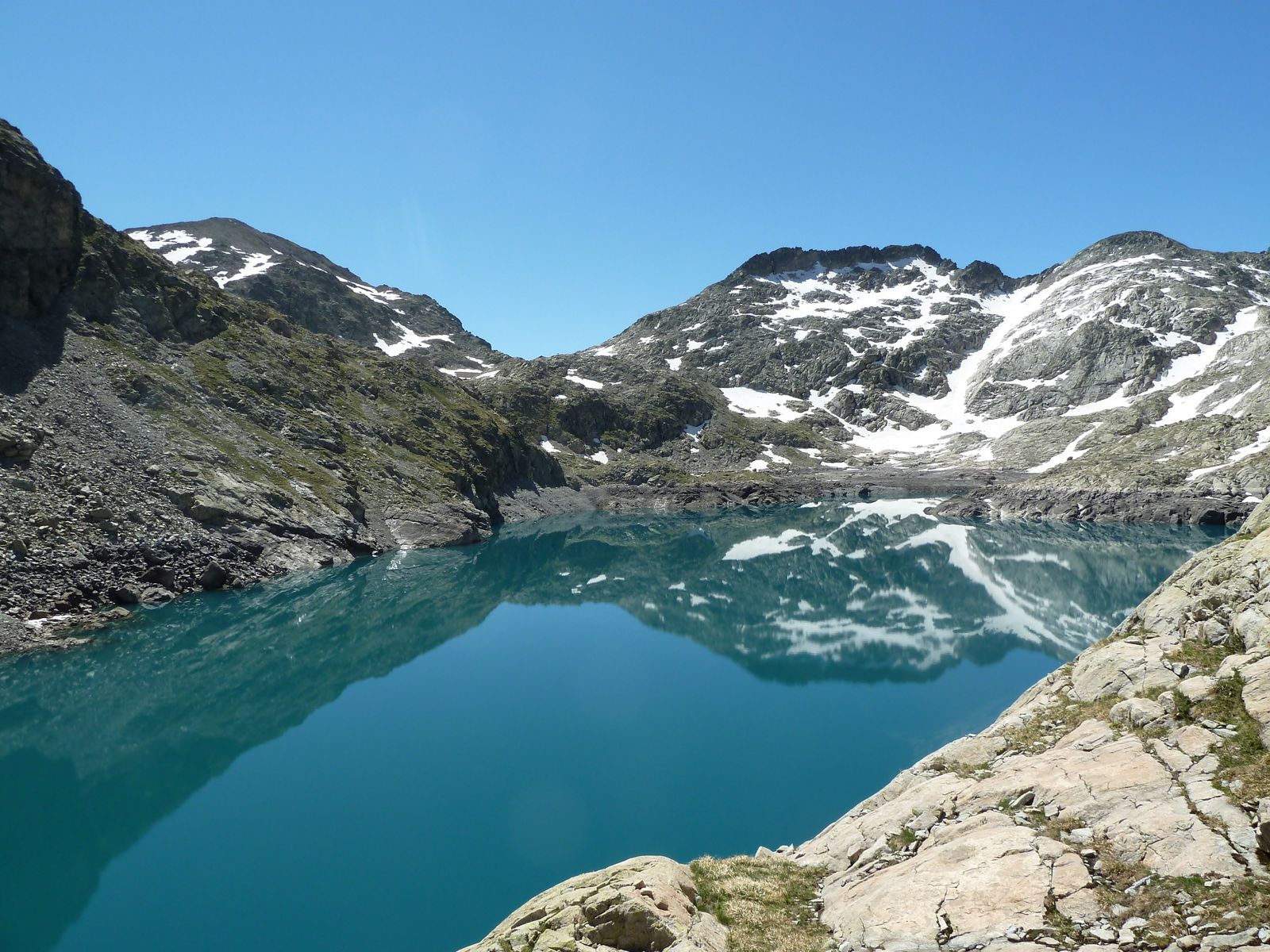 CORRE Y DISFRUTA: UNA DE IBONES. POR EL BALNEARIO DE PANTICOSA.
