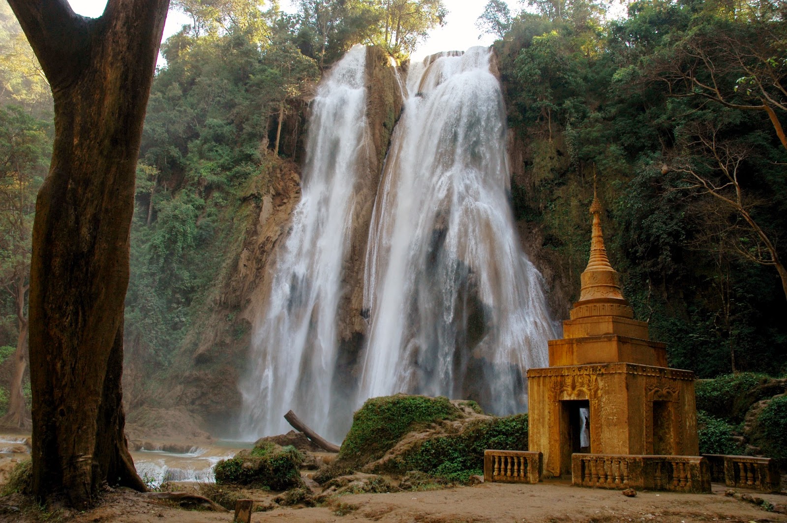 Black Eagle Flights: The official Page of Jim Goodman's Travel Writing ...