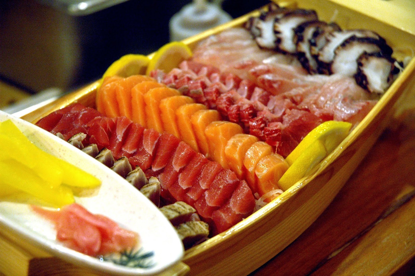 DUDE FOR FOOD: Back for More at Genji-M