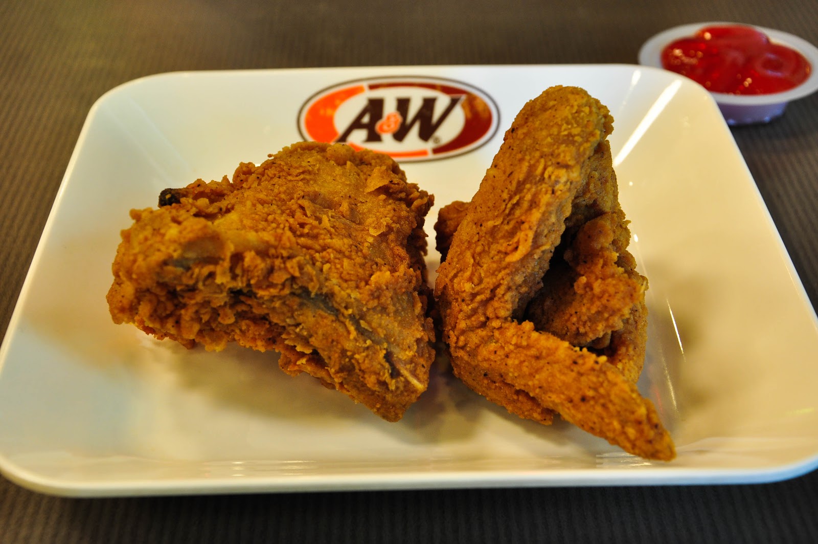 Aloha From Singapore!: 1 Hour younger in Batam!