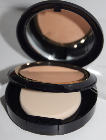 Estee Lauder's New Invisible Powder Makeup - Three B's Blog