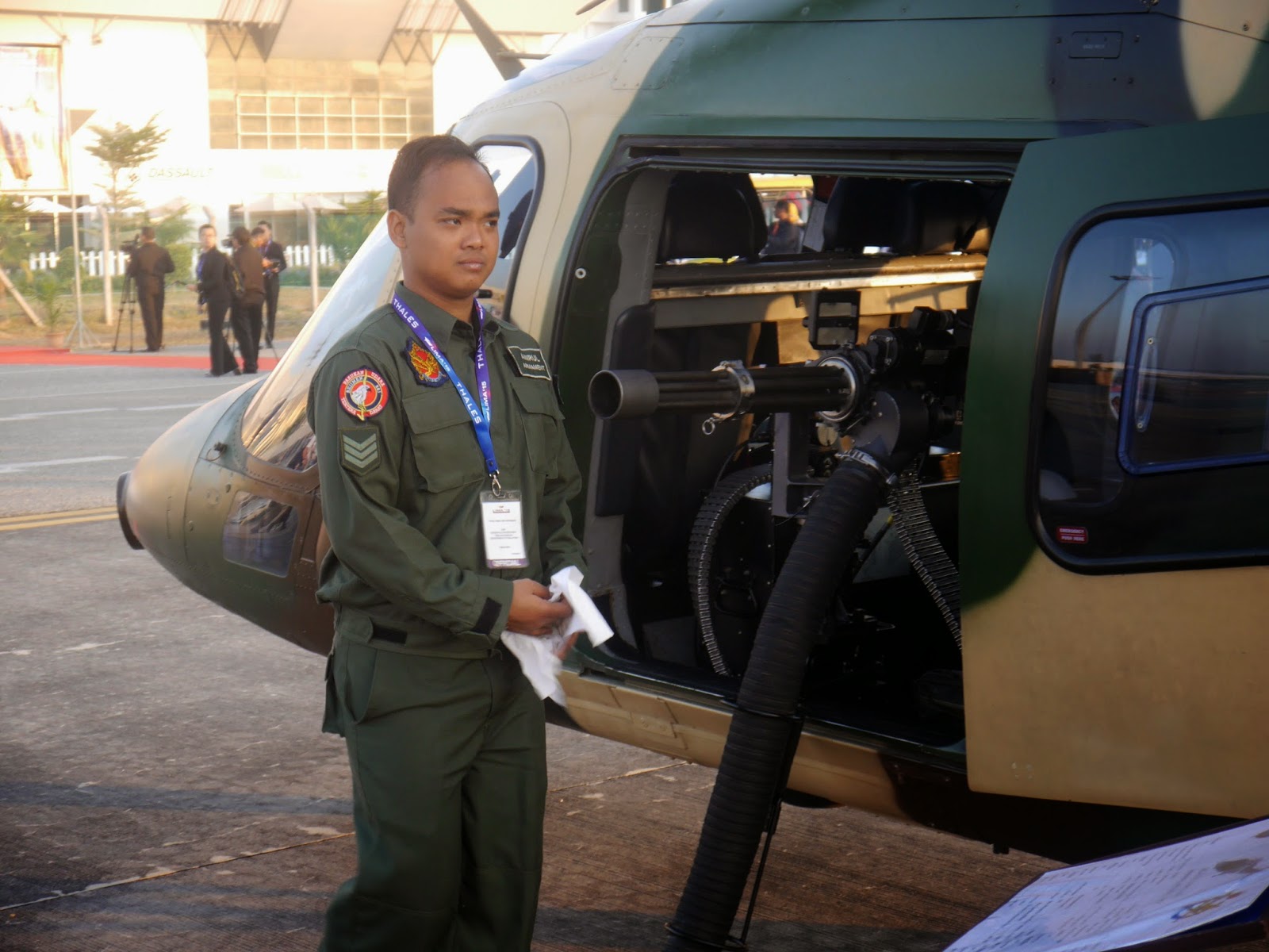 DEFENSE STUDIES: A109M PUTD Kini Dilengkapi Gatling Gun