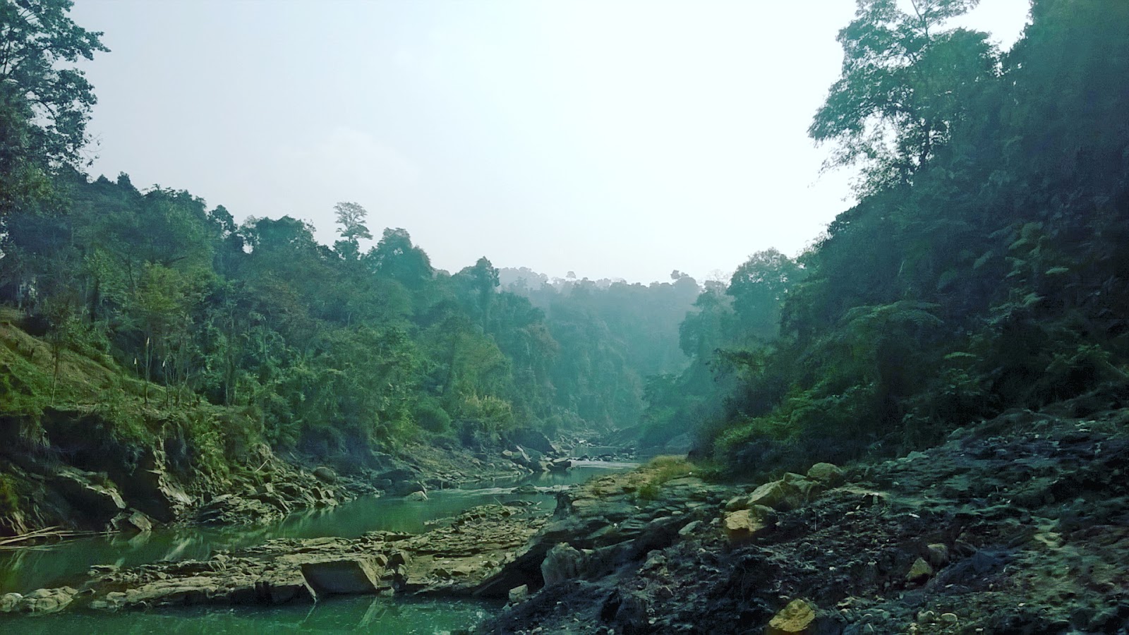 Bindass Axomia: Dillighat of Namrup - A famous picnic spot of Upper Assam.