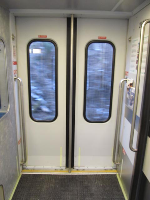 Buck Tracks: GO Transit - Kitchener Line - Interior