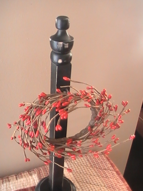 Craft Critters: Mini Wreath Stand