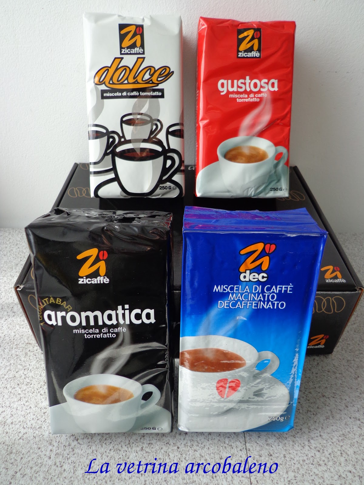 La vetrina arcobaleno: Collaborazione con Zicaffè