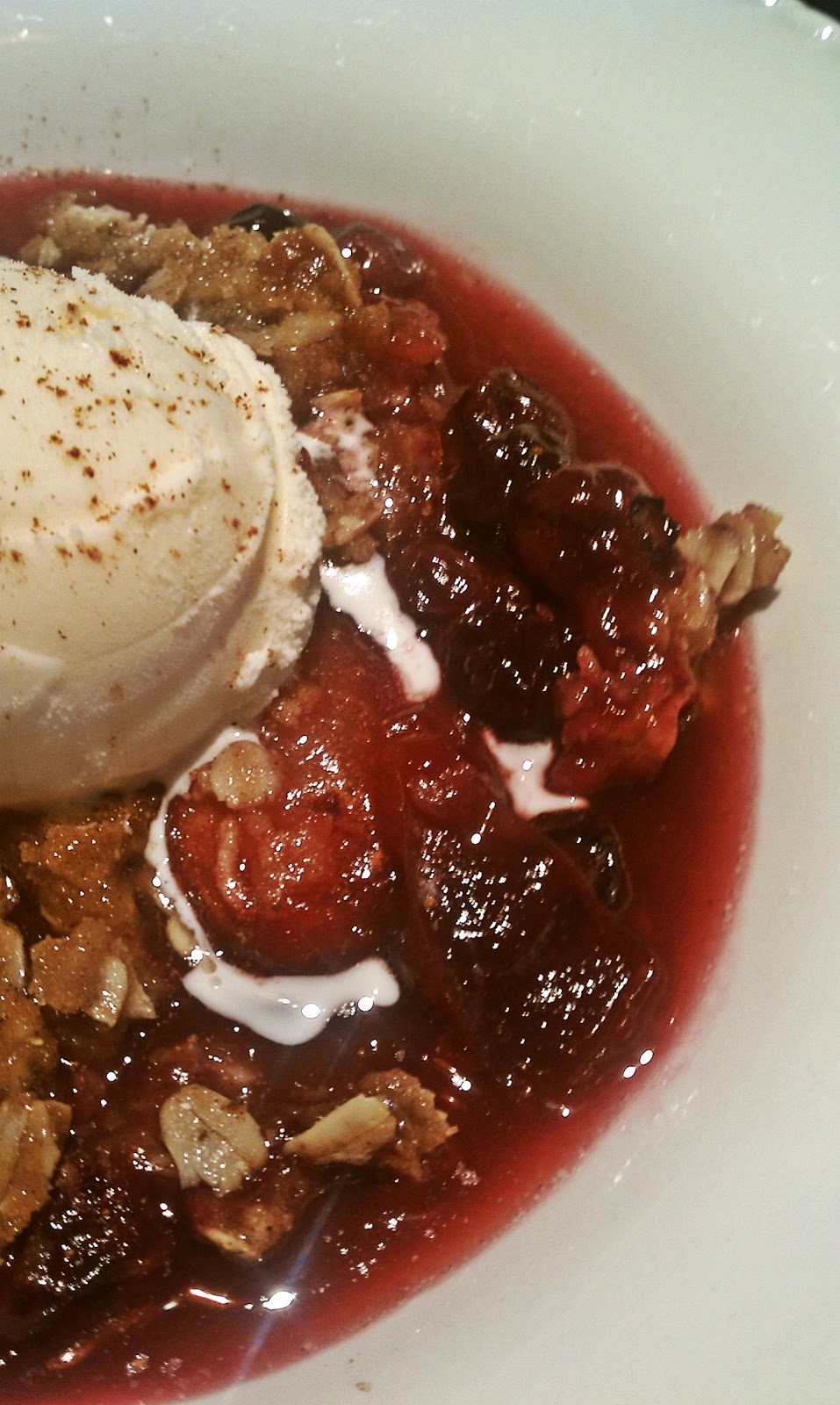 The Gastronomic Mommy: Stone Fruit Summer Crisp The Gastronomic Mommy: Stone Fruit Summer Crisp